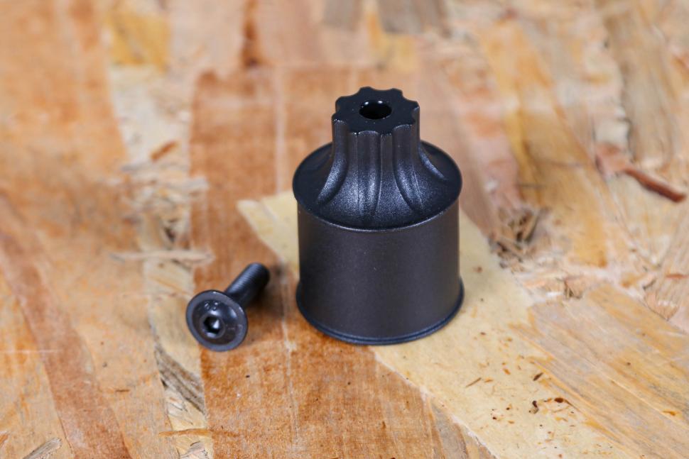 ROAD.CC | LIGHT MOUNT – Restrap US